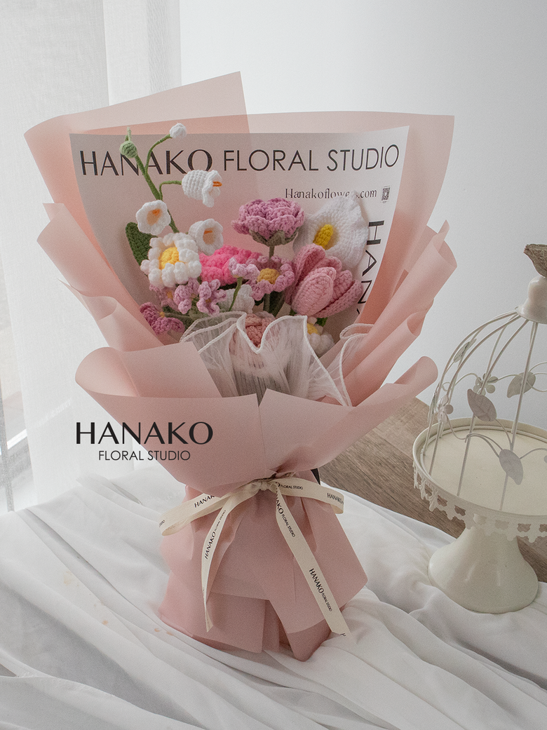 Mixed Flowers Crochet Bouquet – Hanako Floral Studio